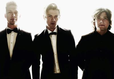 Hanson brings intimate show to Ego at Taj Thursday