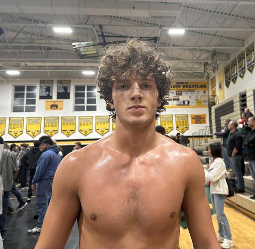 3 local wrestlers win at Robin Leff Tournament
