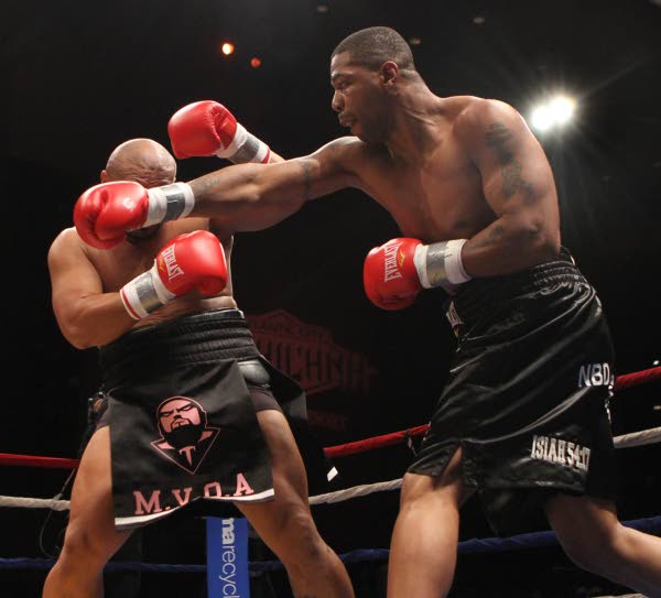 Heavyweights Tua, Barrett fight to exciting draw in Atlantic City