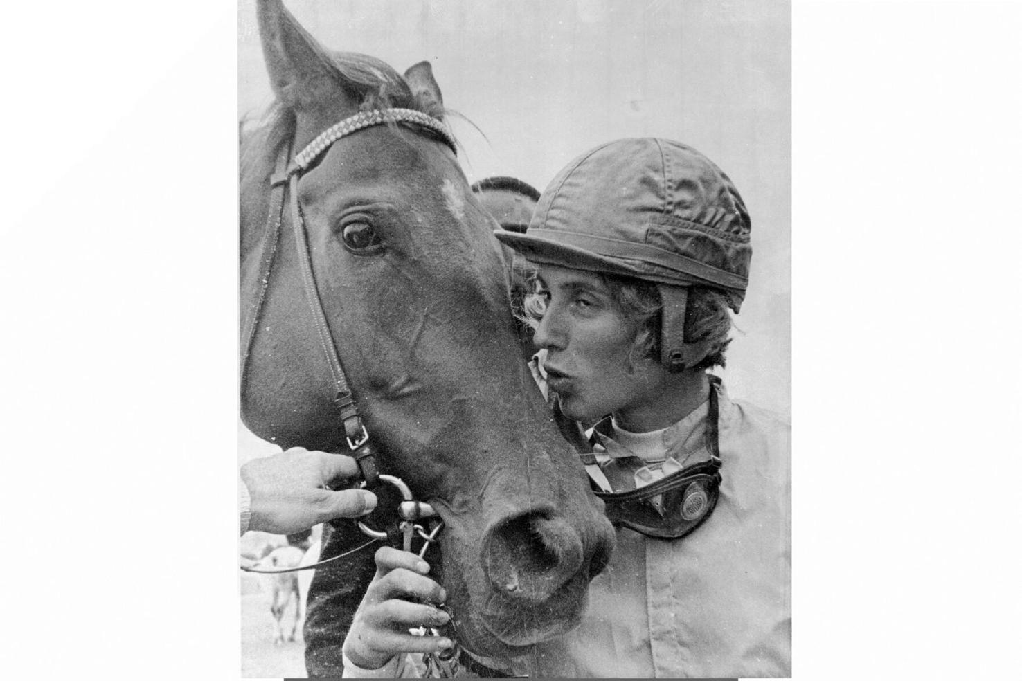 History-making female jockey Diane Crump dies