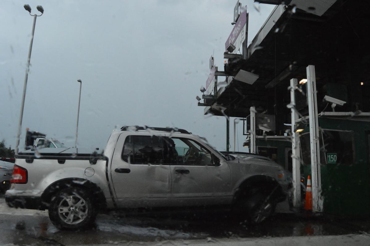 Truck Crashes Into Garden State Parkway Toll Plaza Latest Headlines