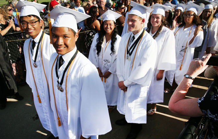 Class of 2014 at EHT High School told to enjoy life