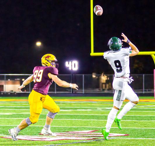 Football: Another close loss for Mustangs, to Forest Lake 14-7 | Local ...