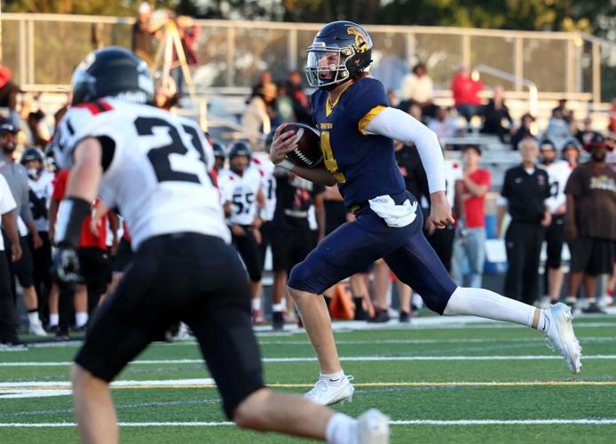 Football: Zephyrs score twice on defense, beat SP Central 40-13 | Local ...