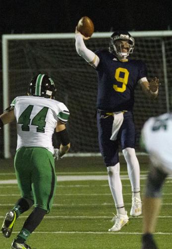 Football: Zephyrs air game wrecks Hill-Murray 41-14 | Local | presspubs.com