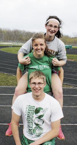 Girls win Great River Conference in photo finish | Local | presspubs.com