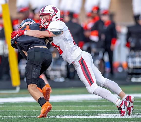 Football: A few flaws but Cougars roll 36-14 at Osseo | Local ...