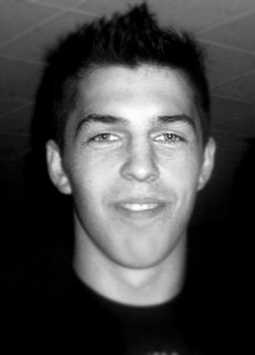 Drafted by NHL, Isackson picks college first | | presspubs.com