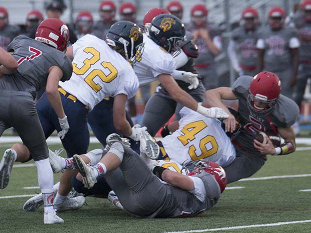 Mahtomedi keeps scrambling from behind, tips Simley 35-28 in opener ...