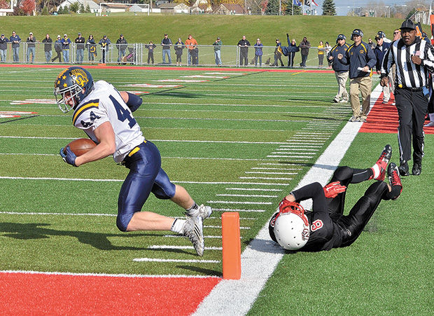 Zephyr gridders fall short in late rally | Local | presspubs.com