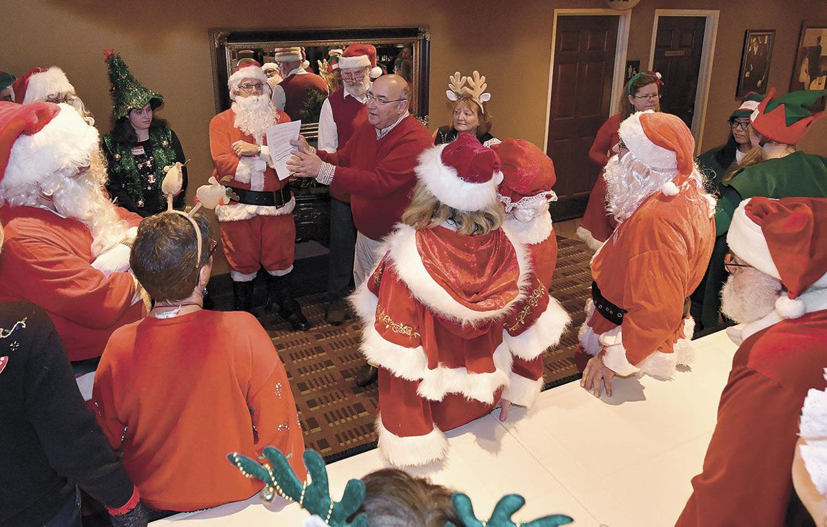 Dinner with Santa(s) | Multimedia | presspubs.com