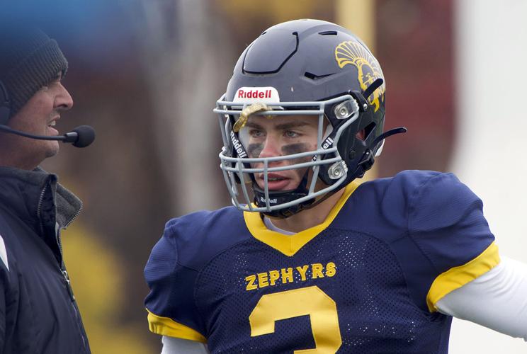 Football: Barry returns to action, sparks Mahtomedi playoff win | Local ...