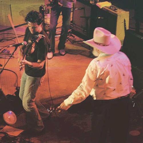 Nashville’s Fiddlin Dan tears up his bow | News | presspubs.com