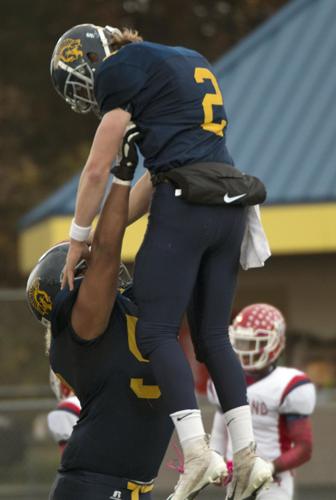 Football: Zephyrs top Highland 50-30, face Tartan for section title ...