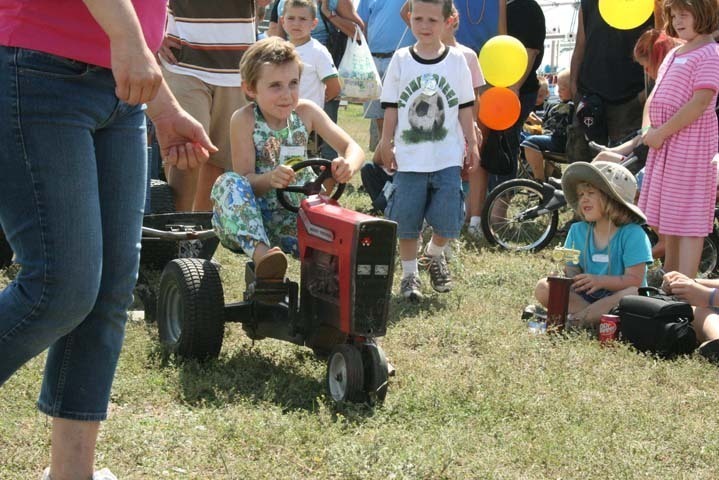 Kiddie tractor pull | | presspubs.com