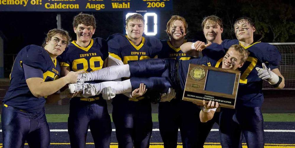 Football: Mahtomedi tops Cretin-Derham Hall 19-7 for 3rd straight ...