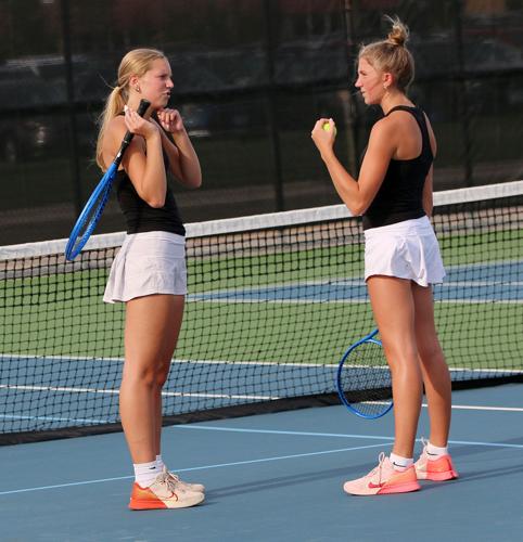 Tennis: Bears clip Park 6-1, Centennial 5-2 | Local | presspubs.com