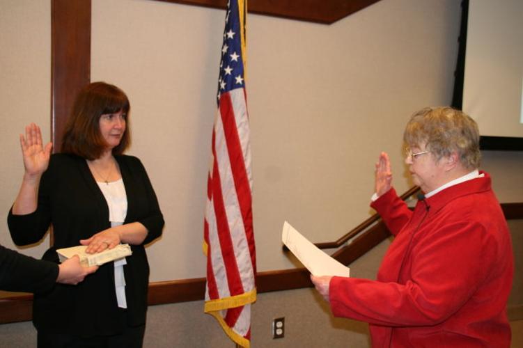 Elected officials take office | News | presspubs.com