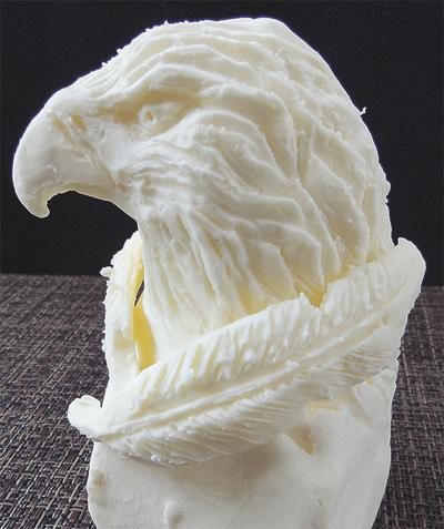 Local carver wins esteemed butter sculpting contest | White Bear ...