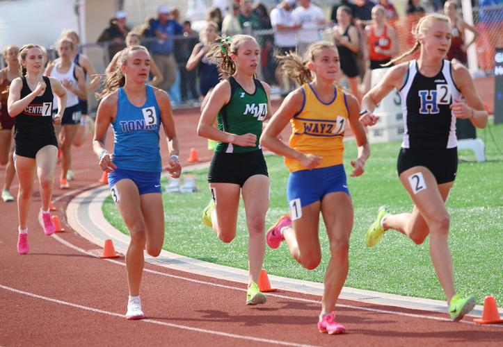 Track: Big finishes for Isabel, McArthur in last state treck meet ...