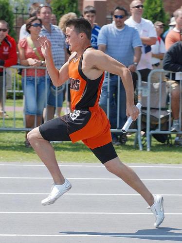 *VIDEO* White Bear Lake's Keesling, boys relay team win state track ...