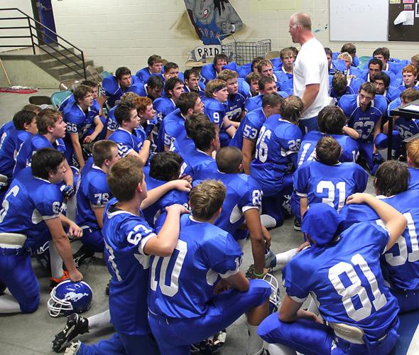 Mora Mustangs send Milaca Wolves packing | Local | presspubs.com