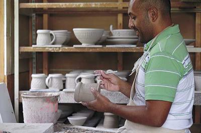 Shafer artist carves his own niche in the pottery world | News ...