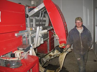 Moulton Dairy farms out milking to robots | News | presspubs.com