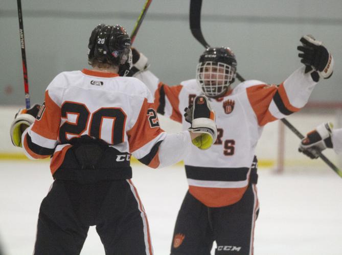 Boys hockey: Bears avenge loss to Stillwater 5-0 | Local | presspubs.com