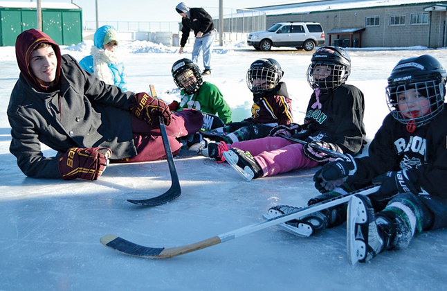 Kids go wild about winter in Pine City | News | presspubs.com