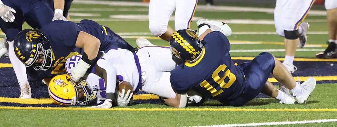 Football: Mahtomedi tops Cretin-Derham Hall 19-7 for 3rd straight ...