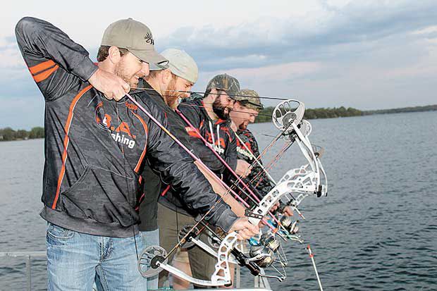 Bowfishermen aim to catch business | News | presspubs.com