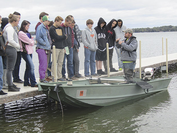 High-schoolers get hands-on with water conservation | News | presspubs.com