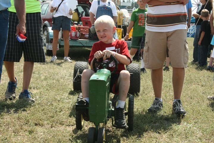 Kiddie tractor pull | | presspubs.com
