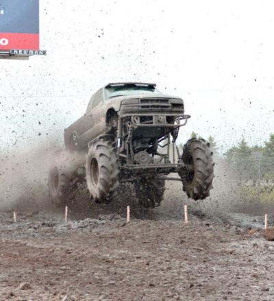 Mud truck races make their debut | News | presspubs.com