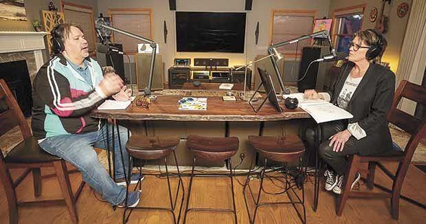 Lino Lakes resident podcasts all things Generation X | News | presspubs.com