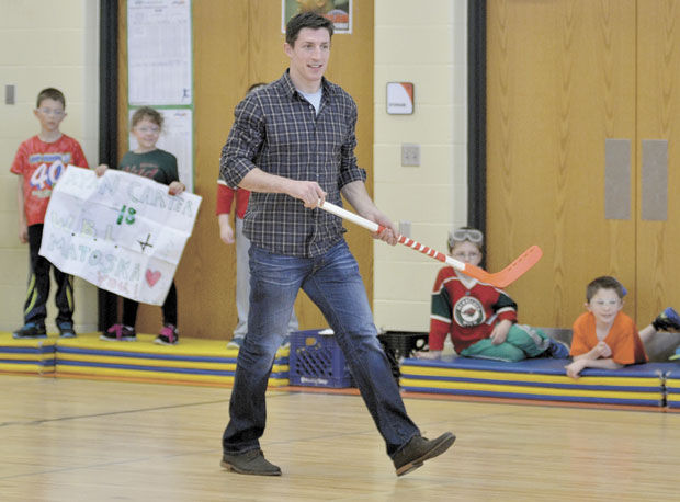 Carter scores during his shift at Matoska | Local | presspubs.com