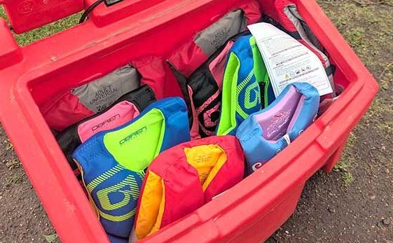 White Bear Lake firefighters provide life jackets for lake users ...
