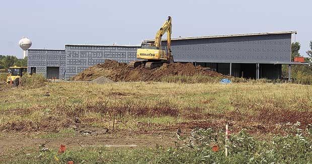 Construction for new Aldi grocery store continues | Quad | presspubs.com