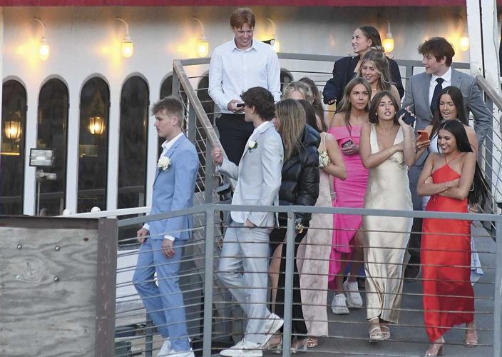 Mahtomedi High School Prom | Multimedia | presspubs.com