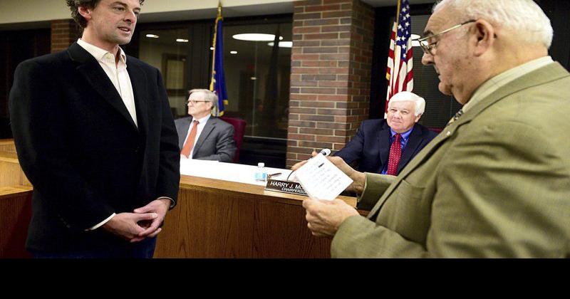 Simon Conroy takes office | Local News | pressrepublican.com