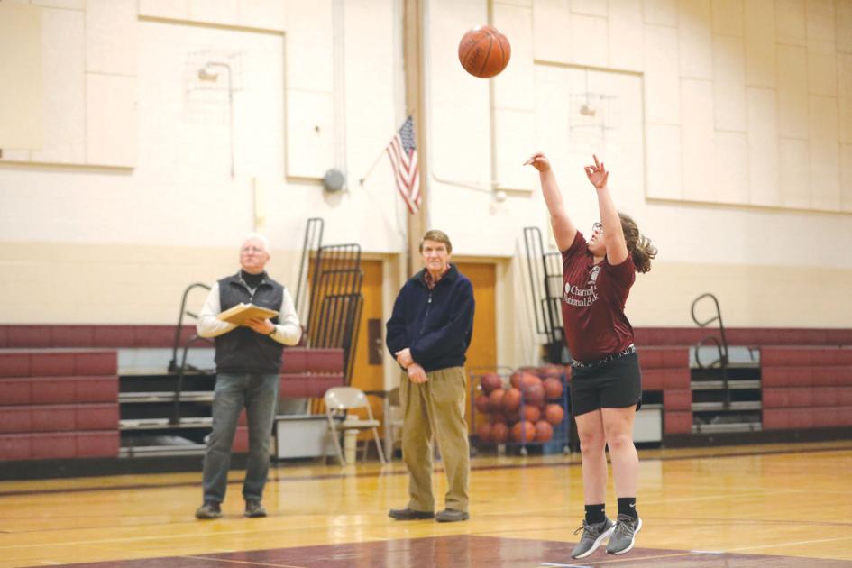 Students throw for the gold at Free Throw Competition | News ...