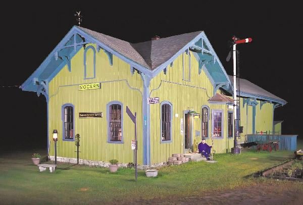 Renovated train station showcased | Local News | pressrepublican.com