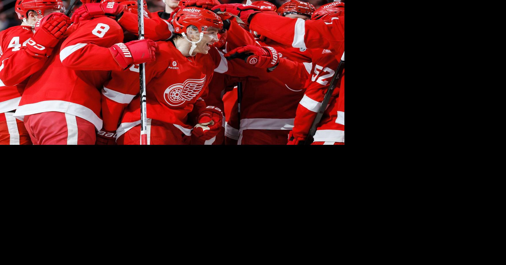 Patrick Kane passes Mike Modano for the most NHL points by a US-born ...