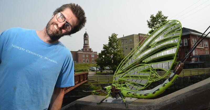 Buggin' out and about: Bug sculptures offer fun scavenger hunt | Local ...