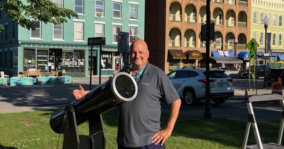 First Friday celebrates Downtown Plattsburgh | | pressrepublican.com