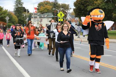 Homecoming leaves Plattsburgh students buzzing with school spirit ...