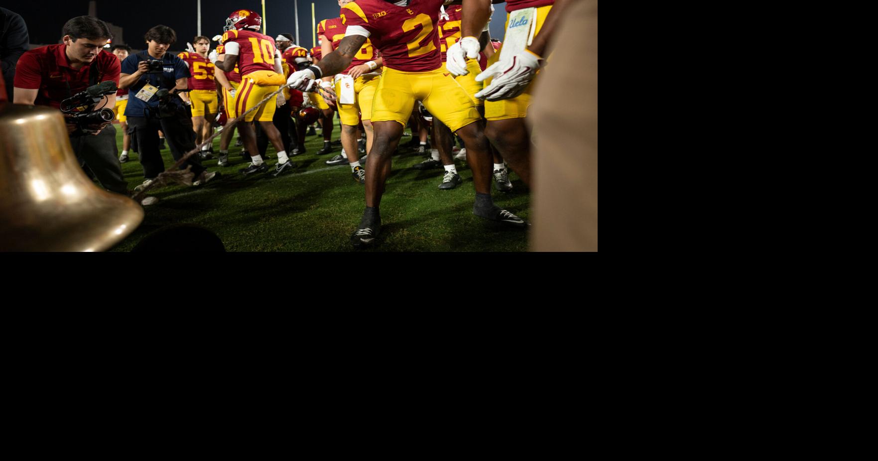 Notre Dame and USC pause their longstanding rivalry, Fighting Irish add ...