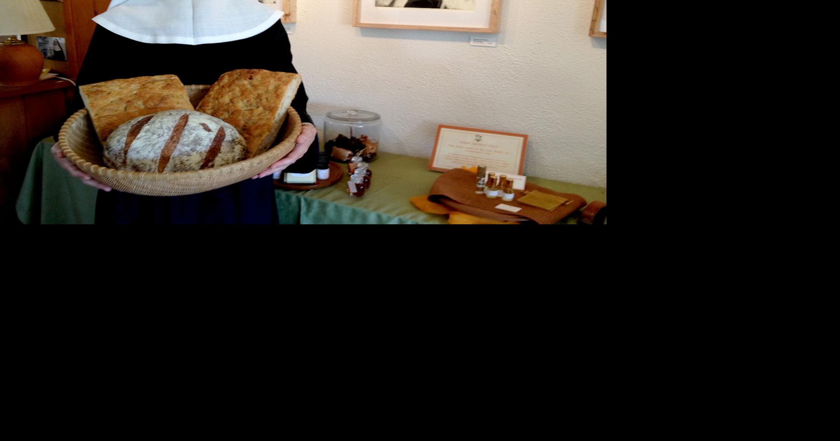 Abbey of Regina Laudis: Annual Christmas Sale a Tradition | Worship ...