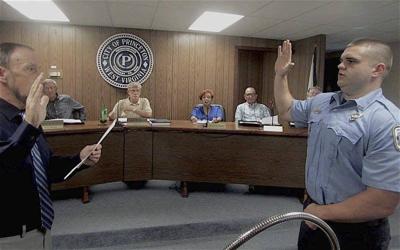 Squalling cats, refuse fees: City Council session runs the gamut ...